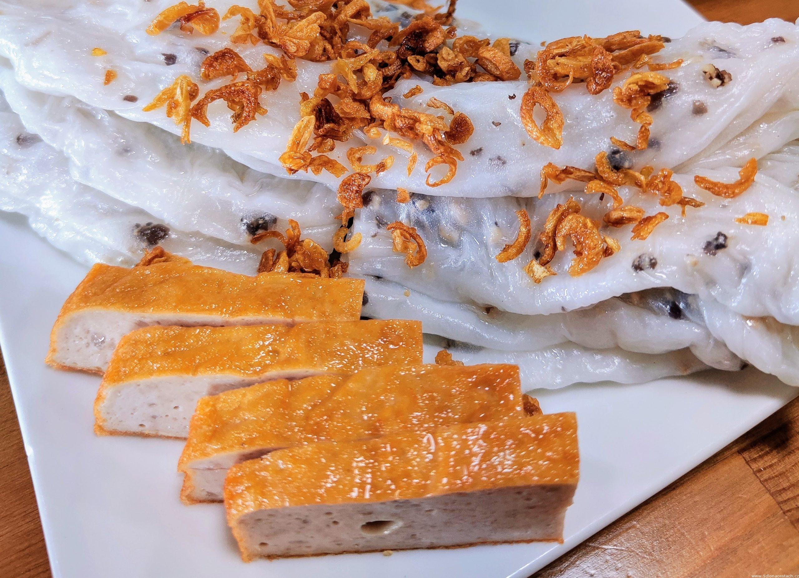Bánh Cuốn: Steamed Rice Rolls | Food on the Move