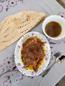 Kale Pache: Lamb Head and Feet | Food on the Move