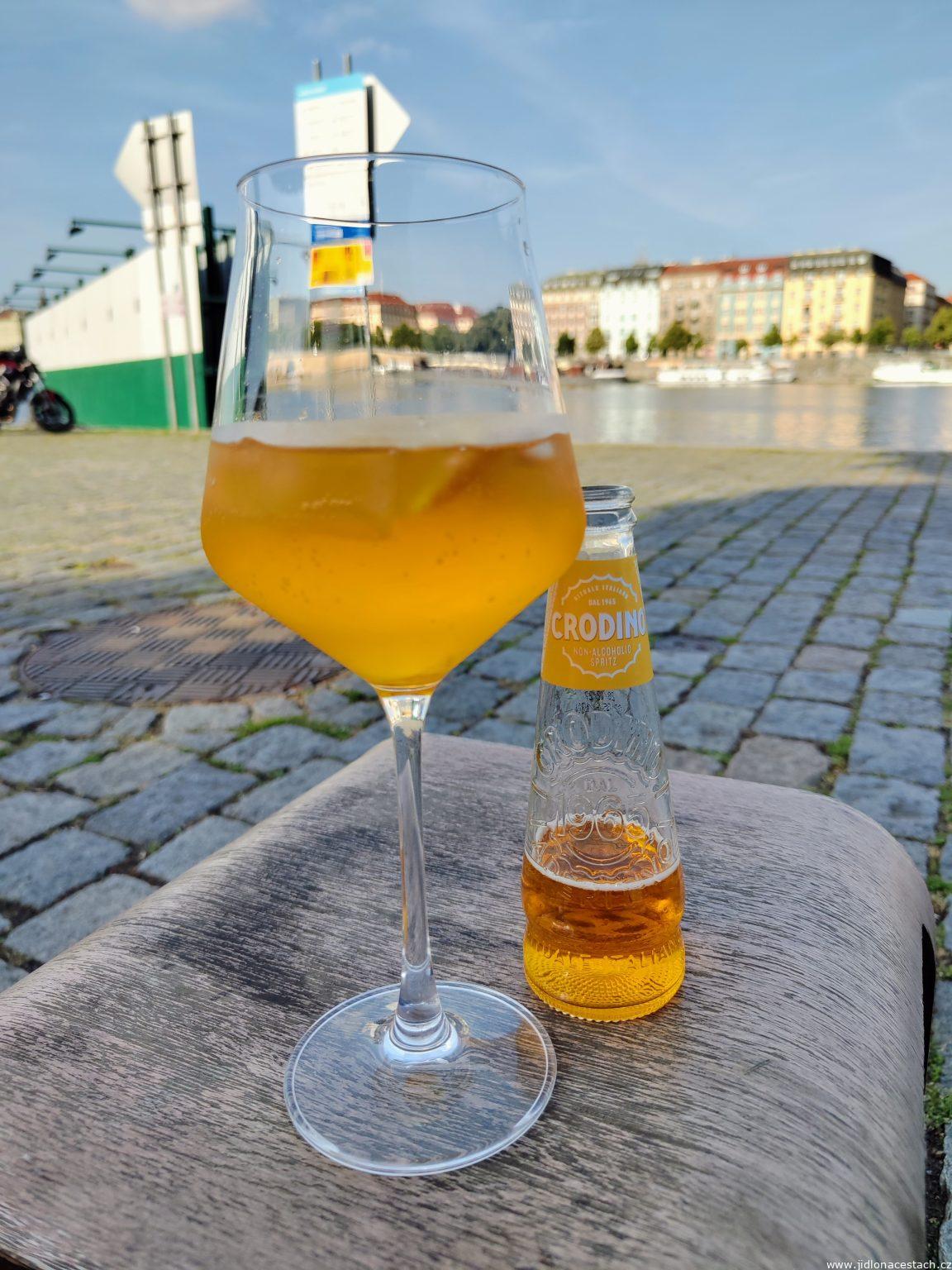 Crodino: Italian Non-Alcoholic Aperitif | Food on the Move